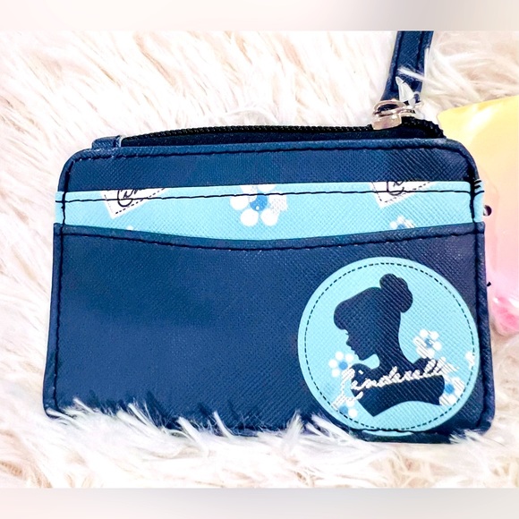 Danielle Nicole | Accessories | Disney Princess Cinderella Wallet Card ...